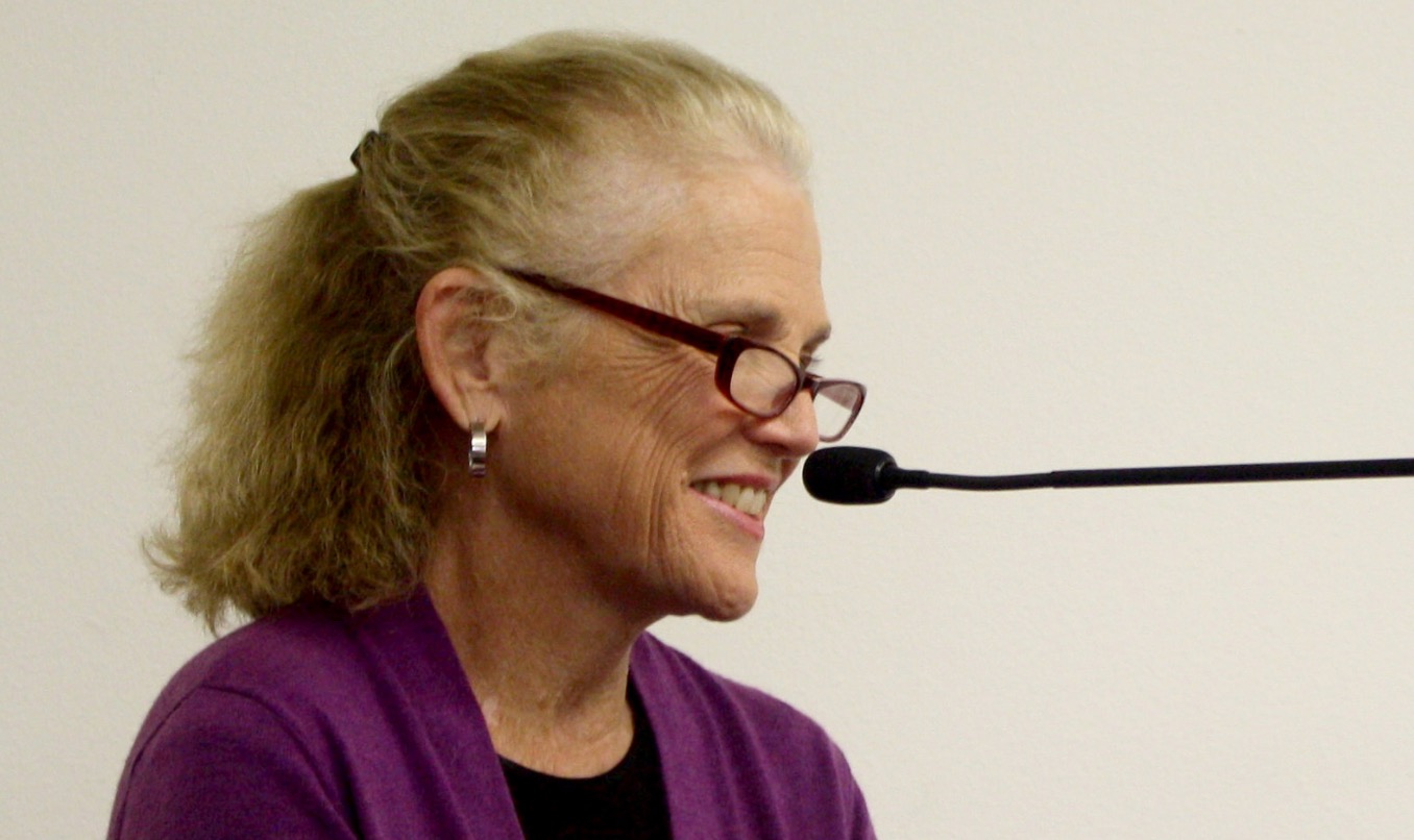 AUSB Tackles Outlook Political Landscape 2016